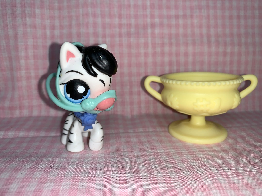 Discontinued LPS Littlest Pet Shop Zebra With Halter Trophy (007) - Etsy
