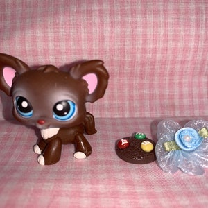 Discontinued LPS Littlest Pet Shop Brown Chihuahua Dog With Handmade ...
