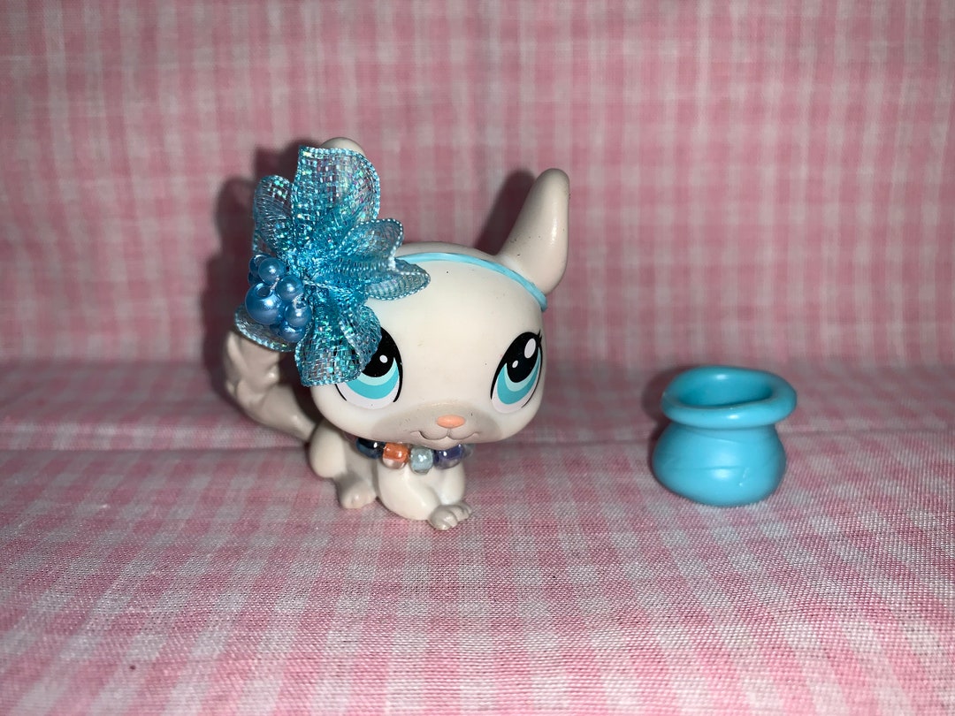 Discontinued Rare LPS Littlest Pet Shop Chinchilla With Handmade Bow ...