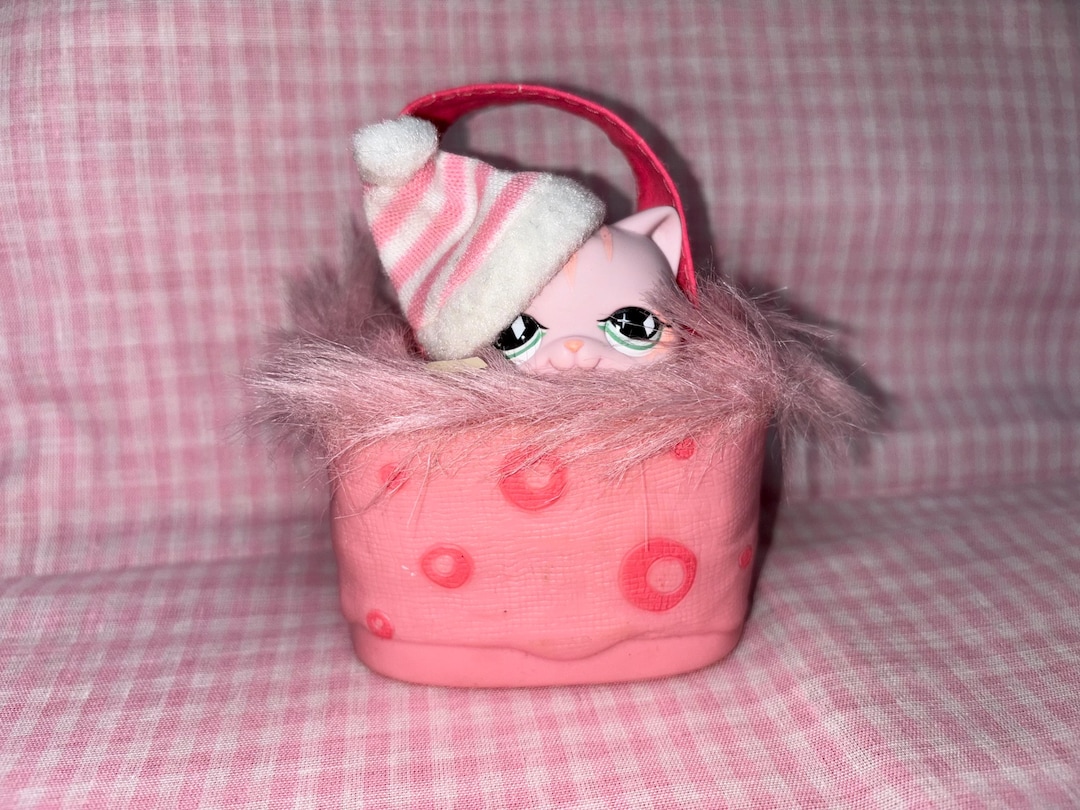 Discontinued Rare LPS Littlest Pet Shop Pink Cat With Hat Cozy Carrier ...