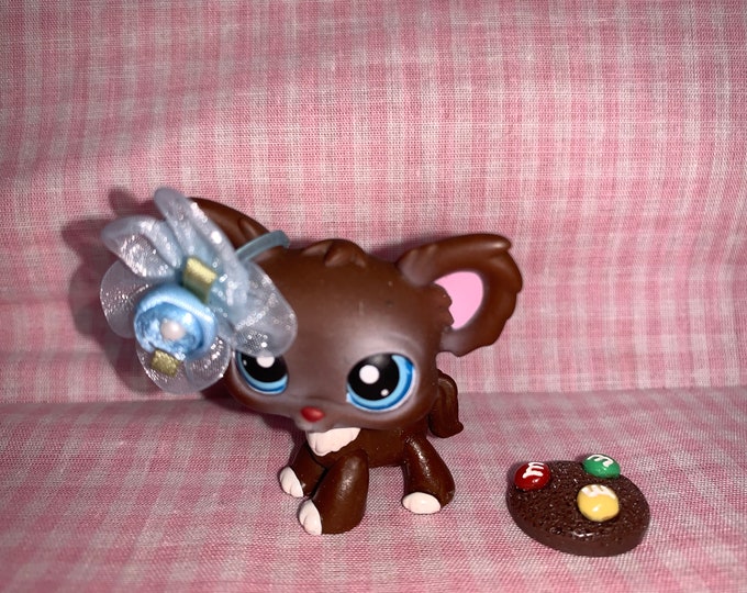 Discontinued LPS Littlest Pet Shop Brown Chihuahua Dog With Handmade ...