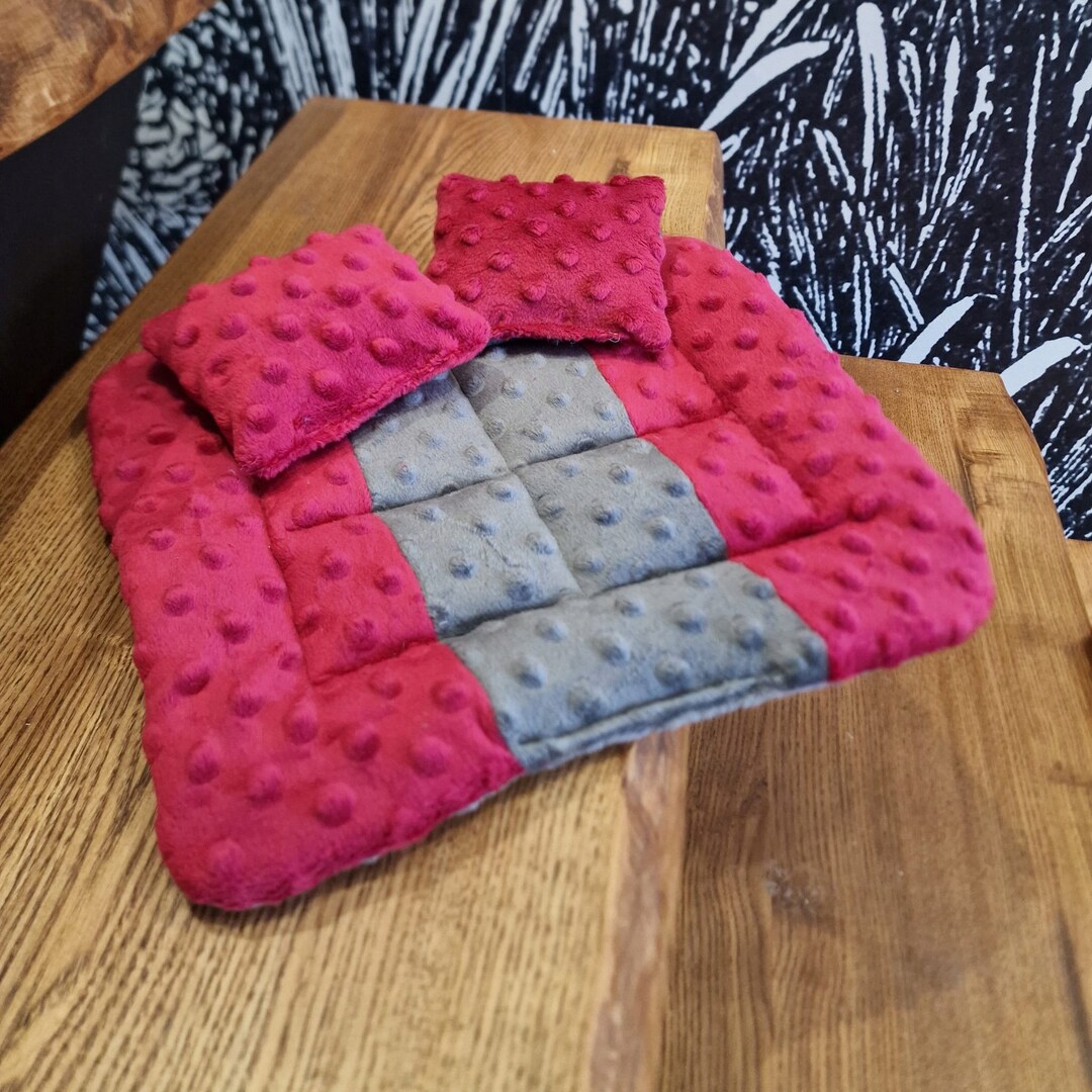 Comfortable Couch, Sofa for Small Animals Fleece Bed for Guinea Pigs ...