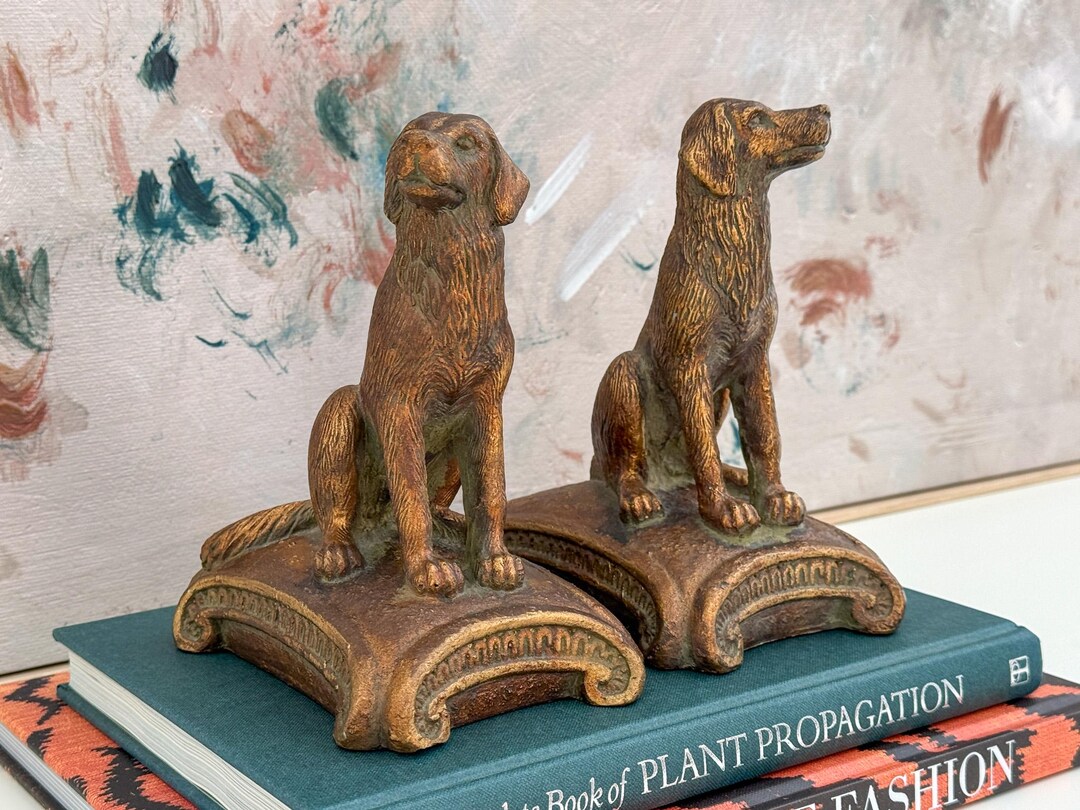 Vintage Pair of Heavy Resin Seated Golden Retriever Labrador Bookends ...