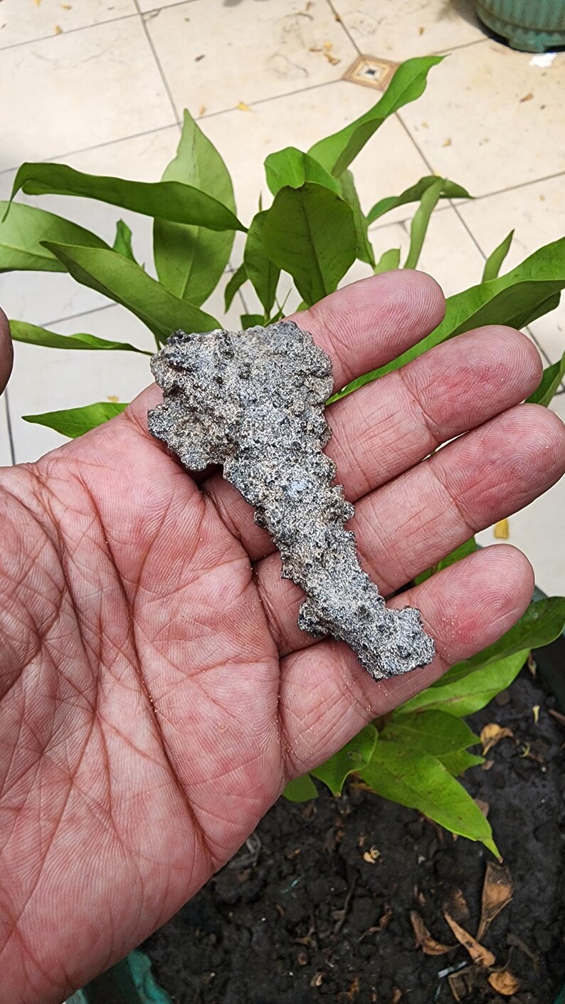 Fulgurite: Lightning Fused Glass Tube (10.5G) . Sahara Desert Fulgurite ...