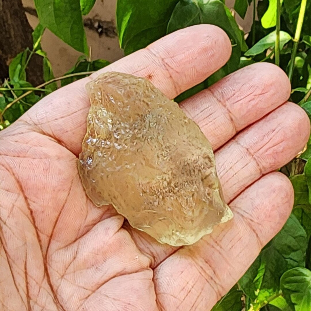 Libyan Desert Glass Tektite: 35gr Gold Crystal Healing Stone - Etsy