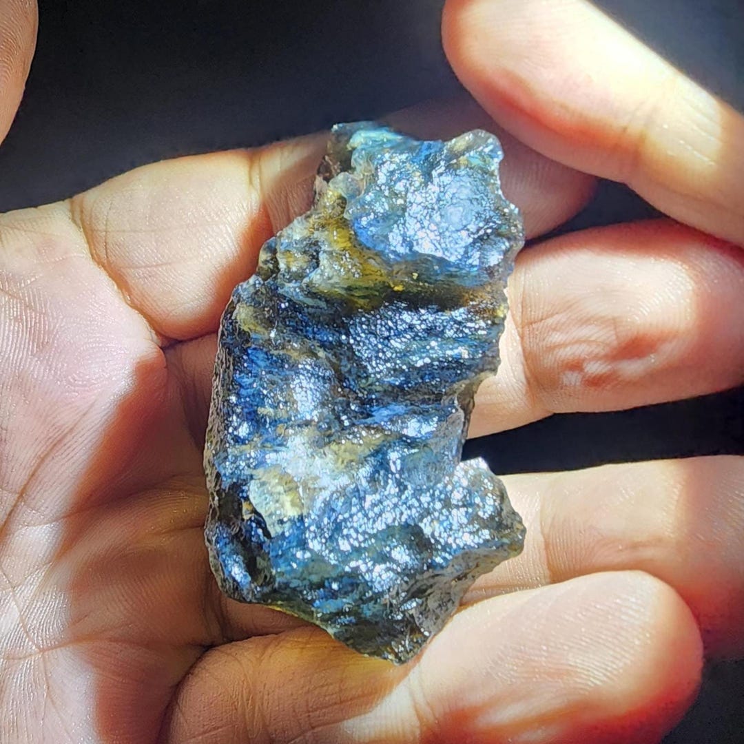 Libyan Desert Glass / RARE Libyan BLUE Tektite With Natural Hole ...