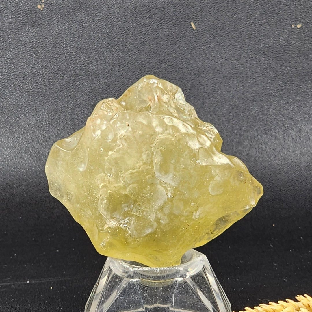 Libyan Desert Glass . Libyan Gold Tektite . Libyan Glass . Libyan ...