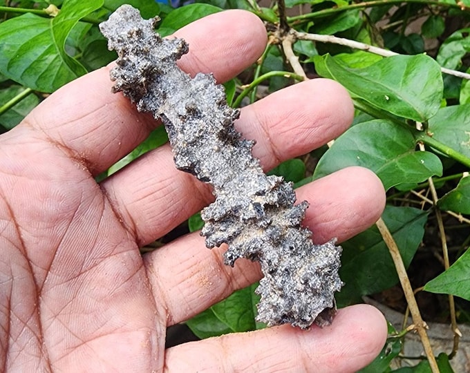 Fulgurite Lightning Glass . FULGURITE Stone . Lightning Strikes Sand ...
