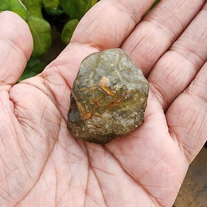 Libyan Desert Glass: Natural Smokey Tektite Crystal (28.5gr) - Etsy UK