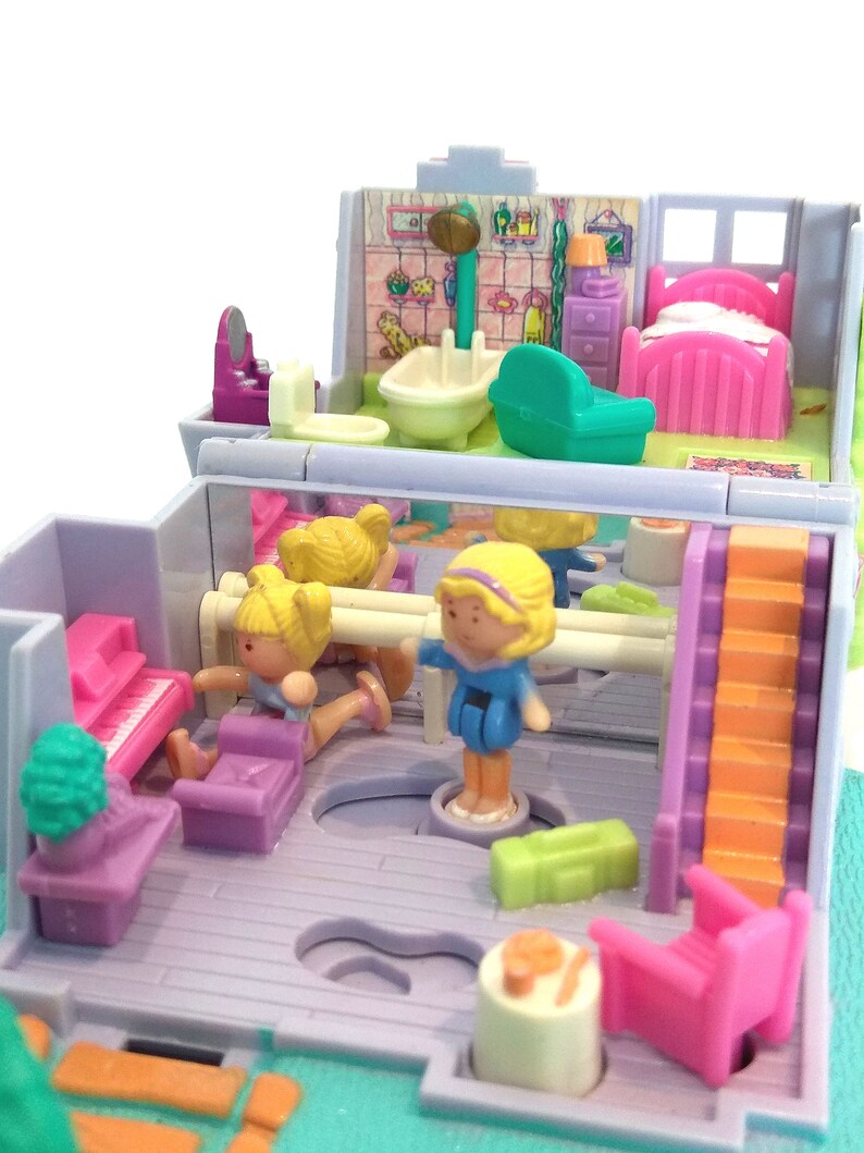 Complete - Rare - Vintage Polly Pocket Dance Studio Pollyville 1995 ...