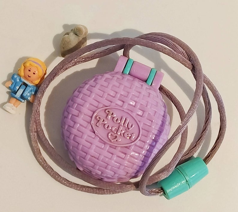 Vintage Polly Pocket- Polly Pocket Medaillon Necklace Fuzzy Bunny ...