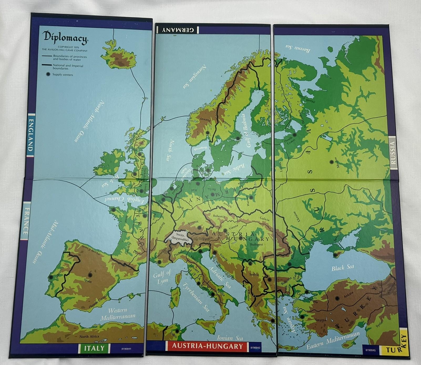 1976 Diplomacy Game Wood Pieces by Avalon Hill Complete in Good ...