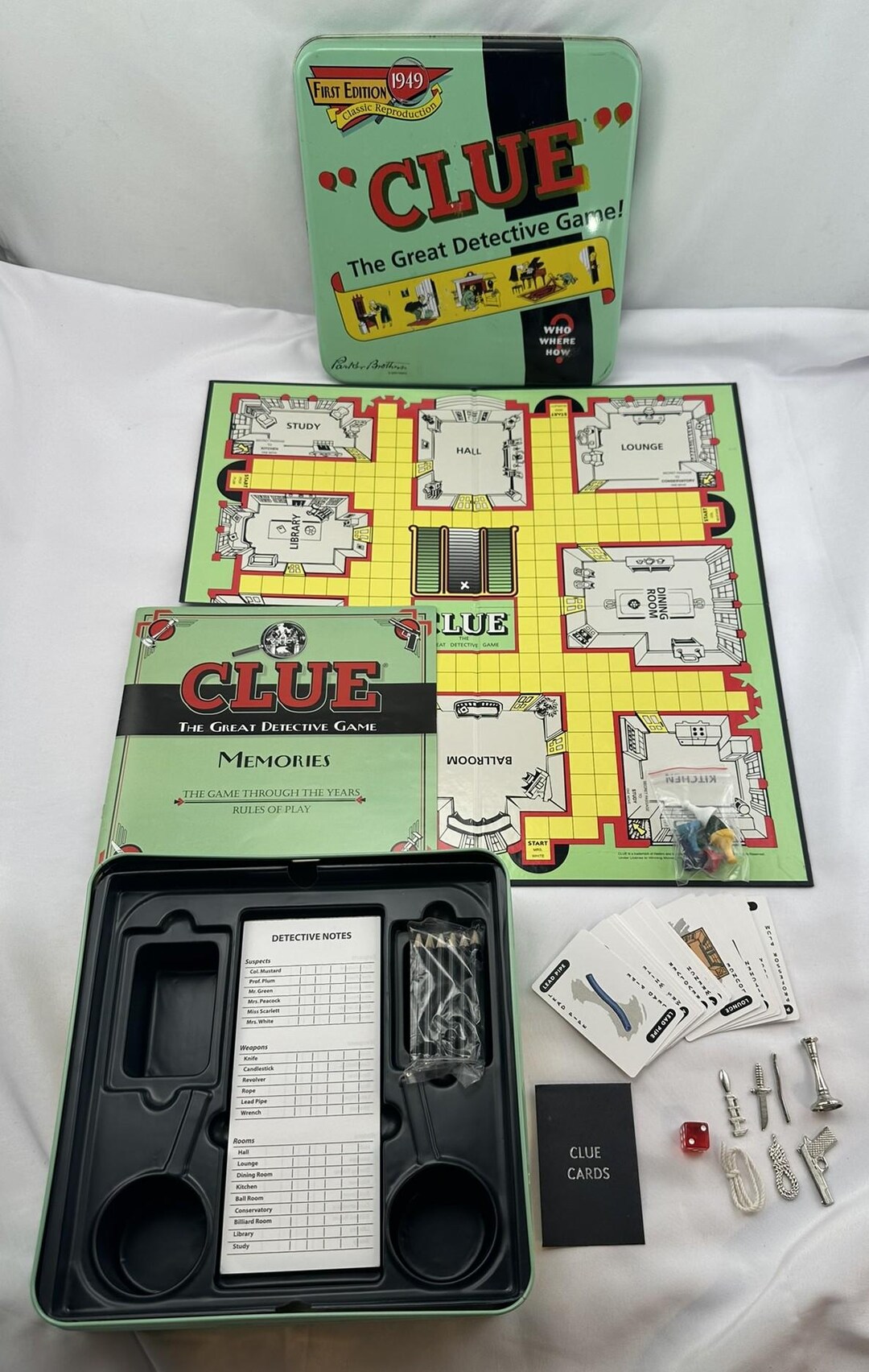 2004 Clue 1st Edition (1949) Reproduction Tin by Winning Moves Complete ...