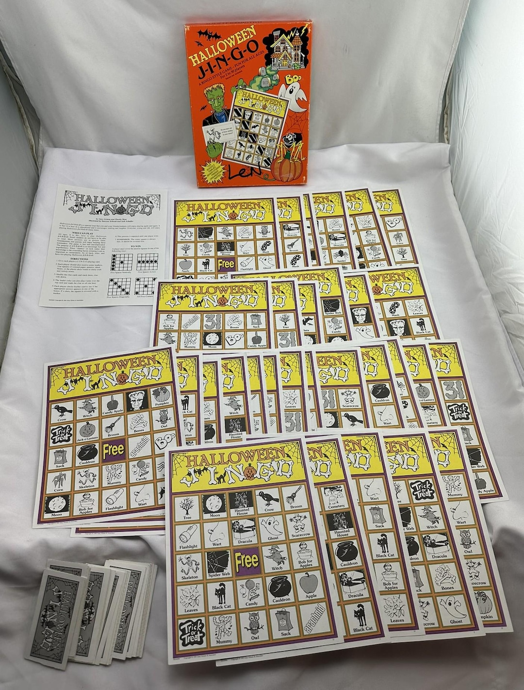 1993 Halloween Jingo Halloween Bingo Game Complete in Great Condition ...