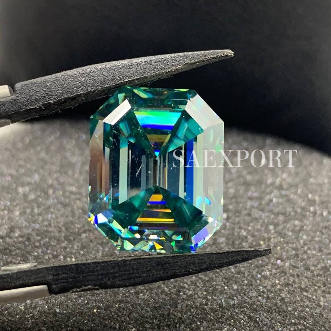 14 Carat Light Blue Emerald Cut VVS1 Moissanite - Etsy