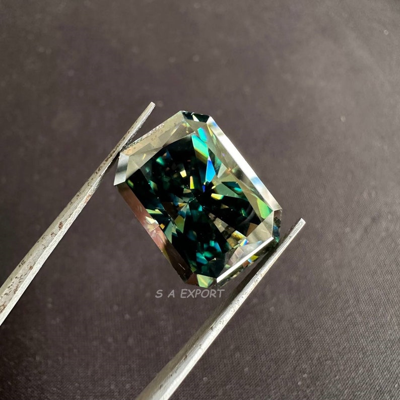 20 Carat Dark Blue Radiant Cut VVS Moissanite Gemstone - Etsy
