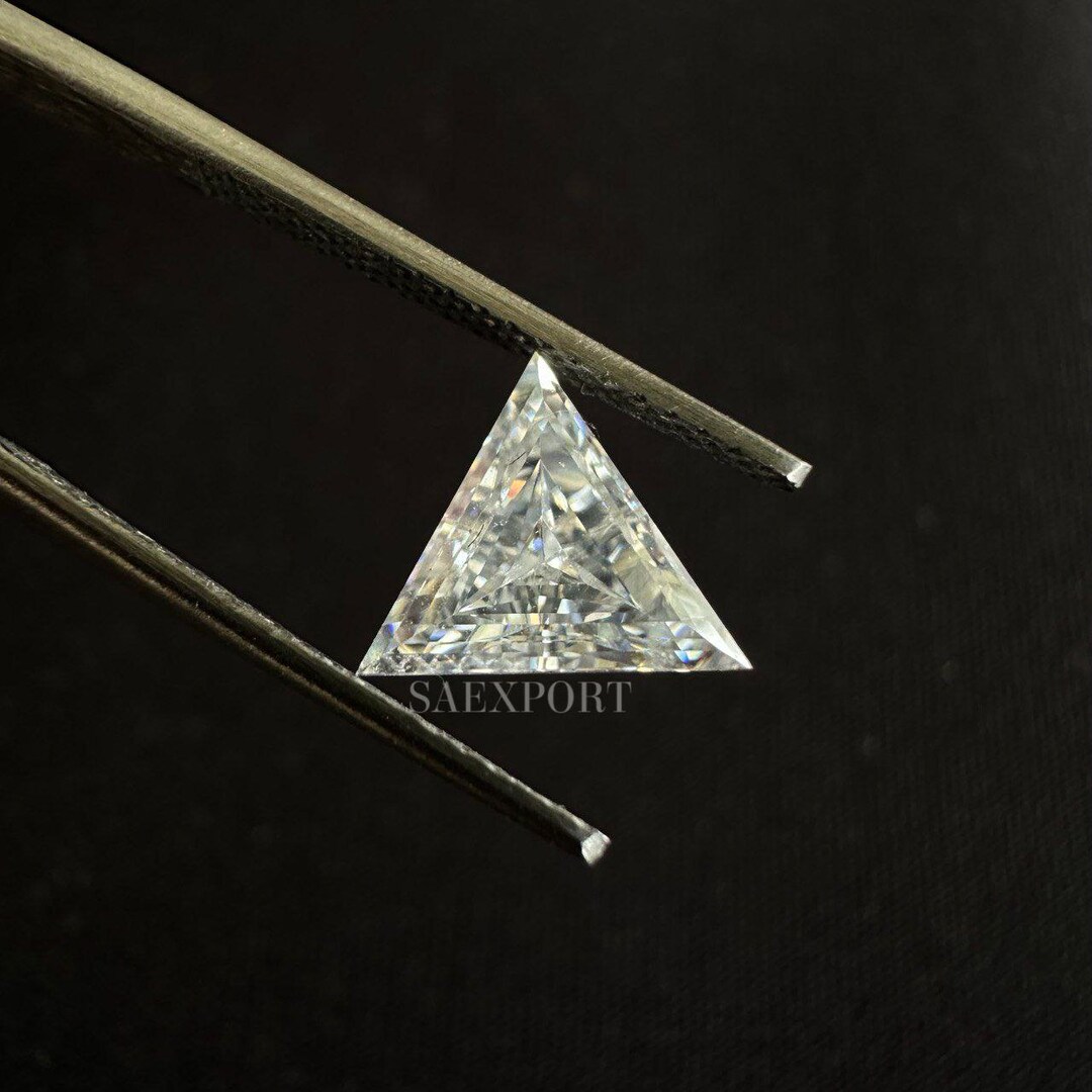 5 to 15 Carat White Color Triangle Cut Handmade Loose Moissanite for ...
