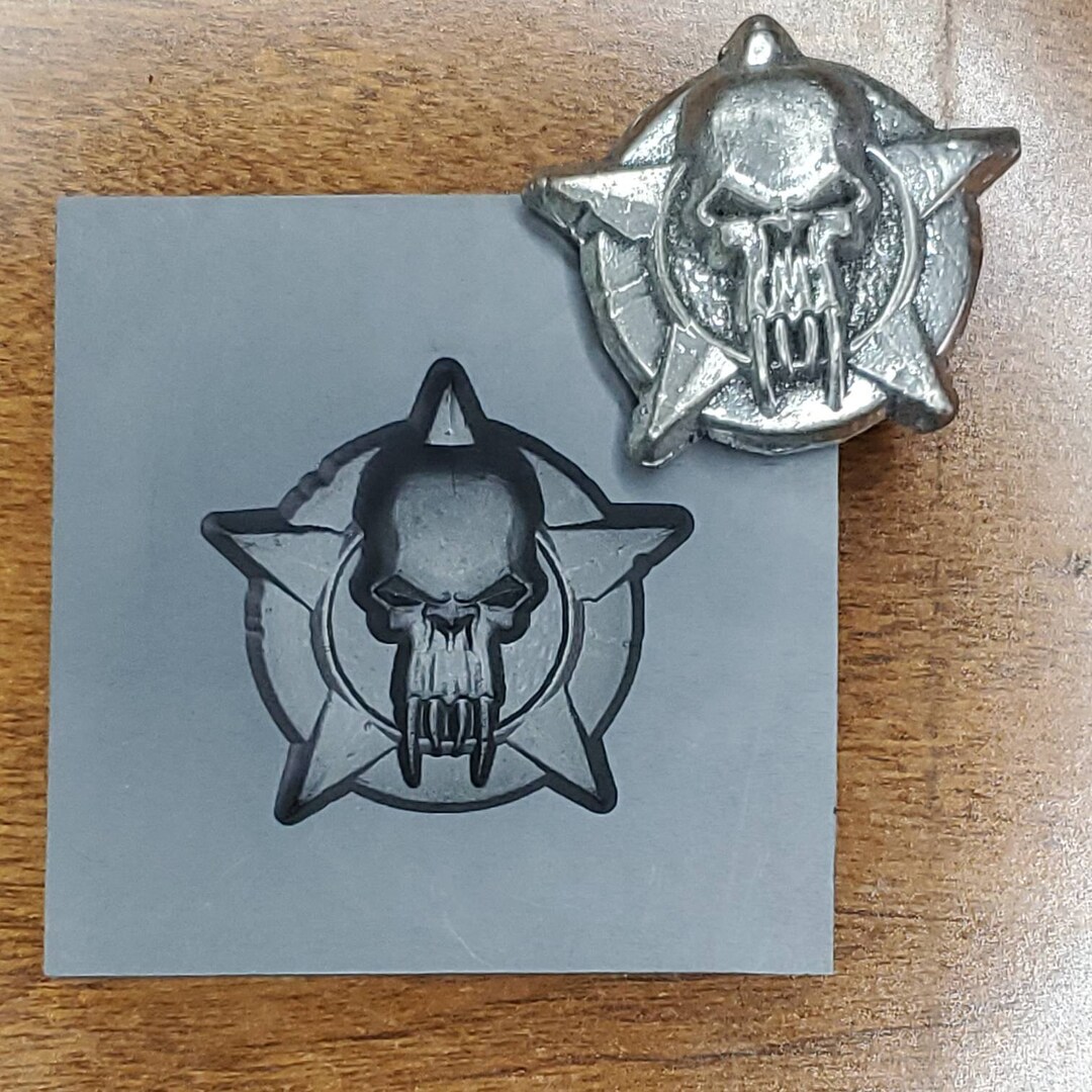 3D Graphite Mold Skull Badge - Etsy