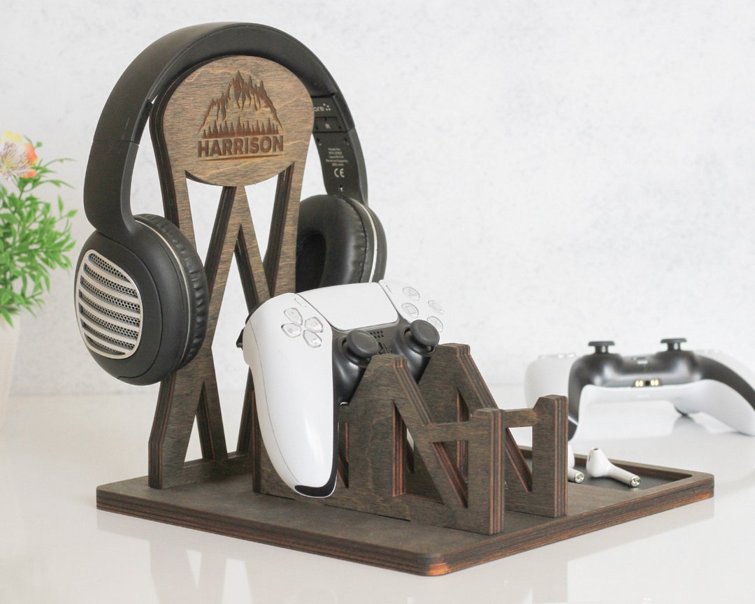 Personalized Wood PS5 Controller and Headphone Stand, Game Room Decor ...