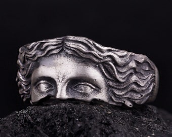 Venus De Milo Ring - Etsy