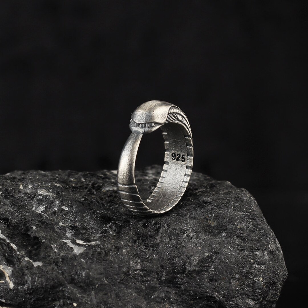 Alien Wedding Ring Sterling Silver Alien Ring Handmade Alien - Etsy