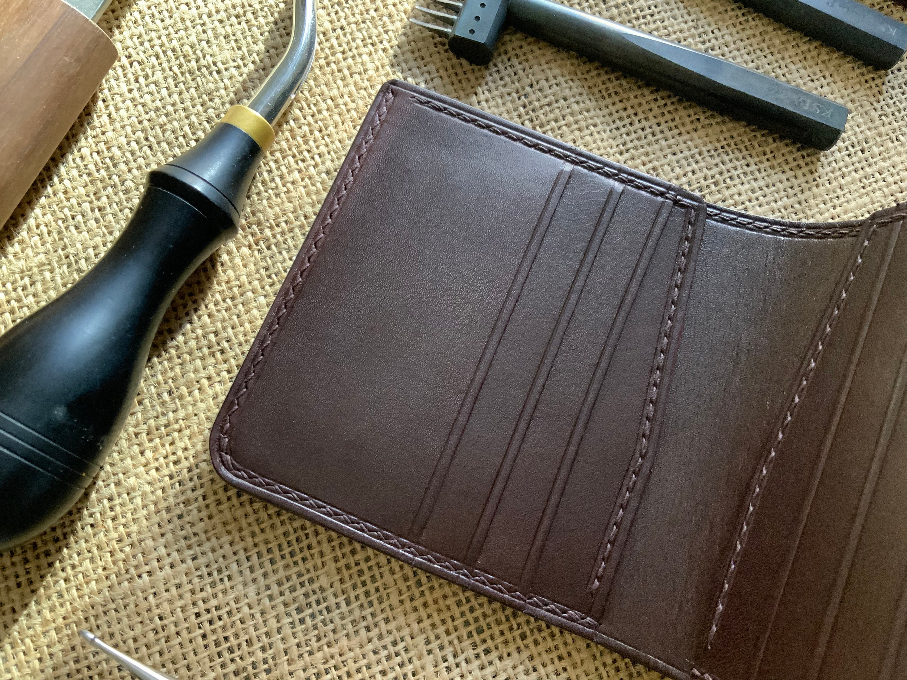 Black Wolf Wallet Handtooled Leather Wallet Wolf Carving - Etsy