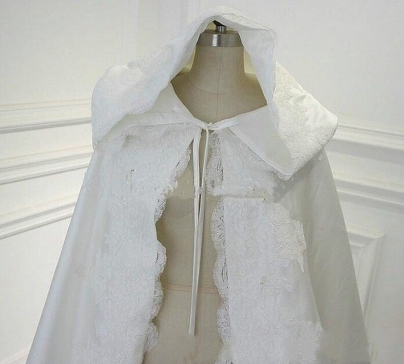 Luxury Women Silk Lace Hooded Cape White Hooded Wedding - Etsy