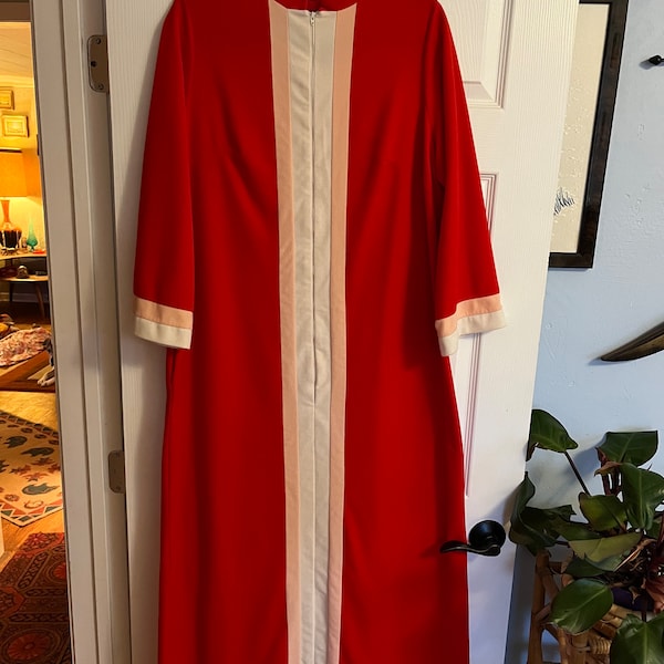 1970s Robe - Etsy