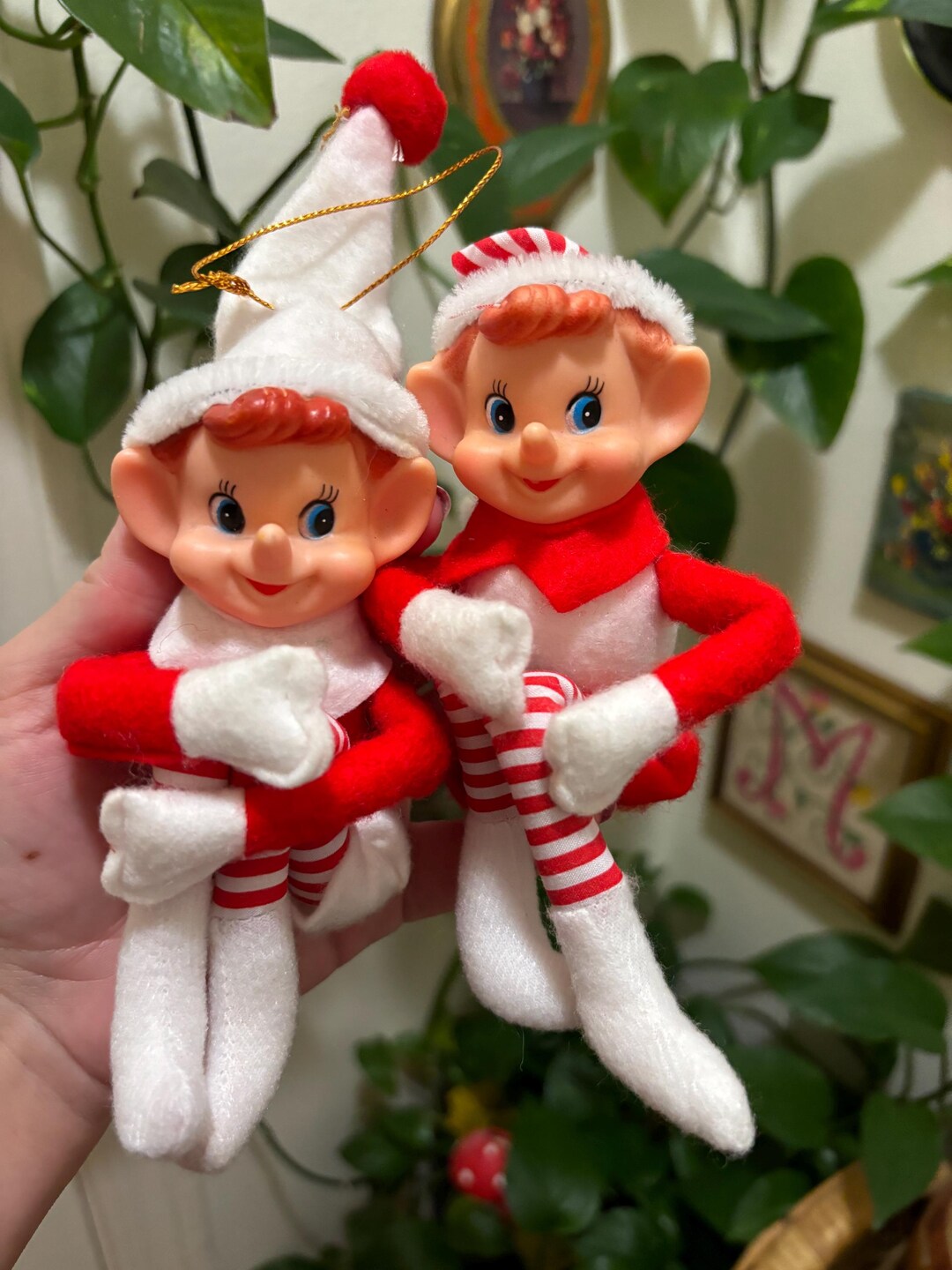 Set of Two (2) 80s Elves Christmas Holiday Elf Knee Hugger Decor ...