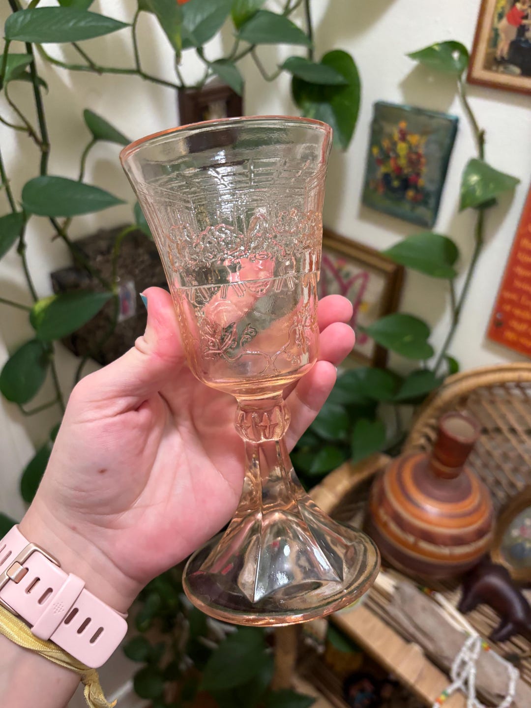 Pink Vintage Indiana Glass Co Goblet the Last Supper Religious Home ...