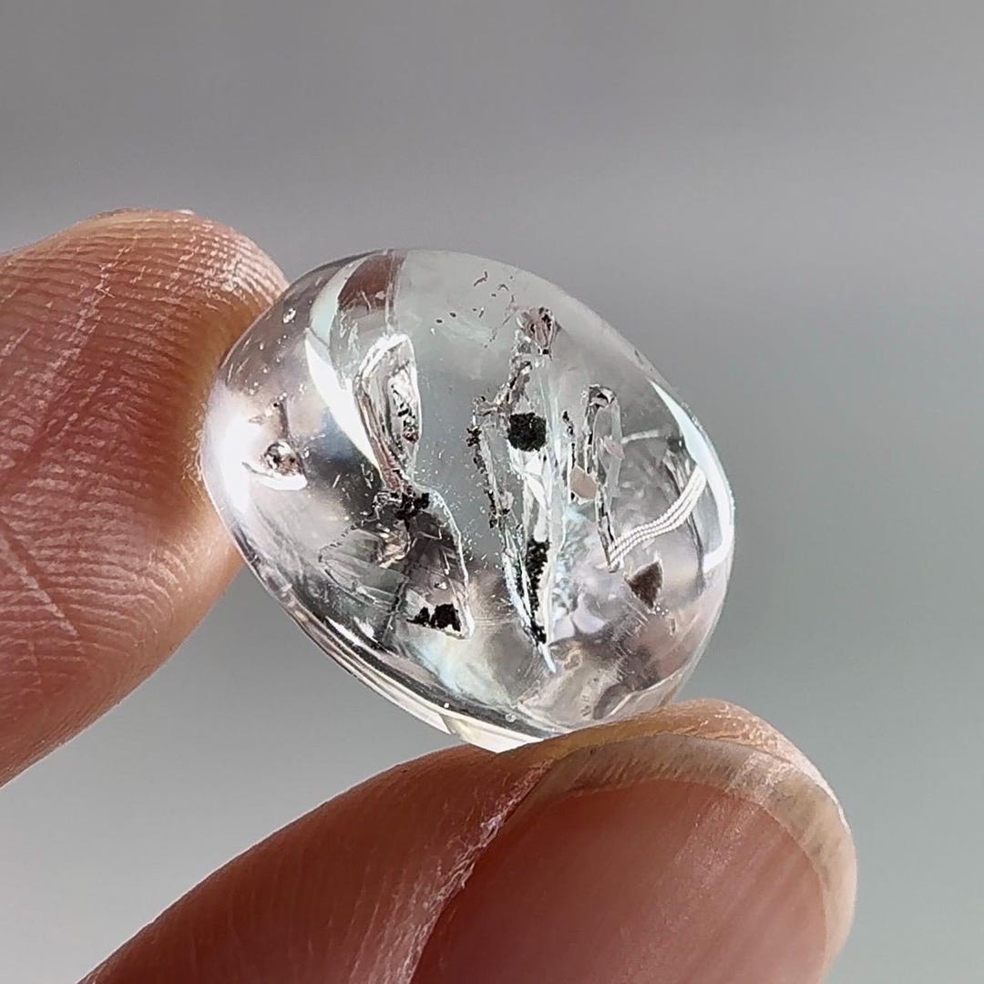 Moving Bubble & Moving Carbon Inclusions! Rare High Grade Manifestation ...