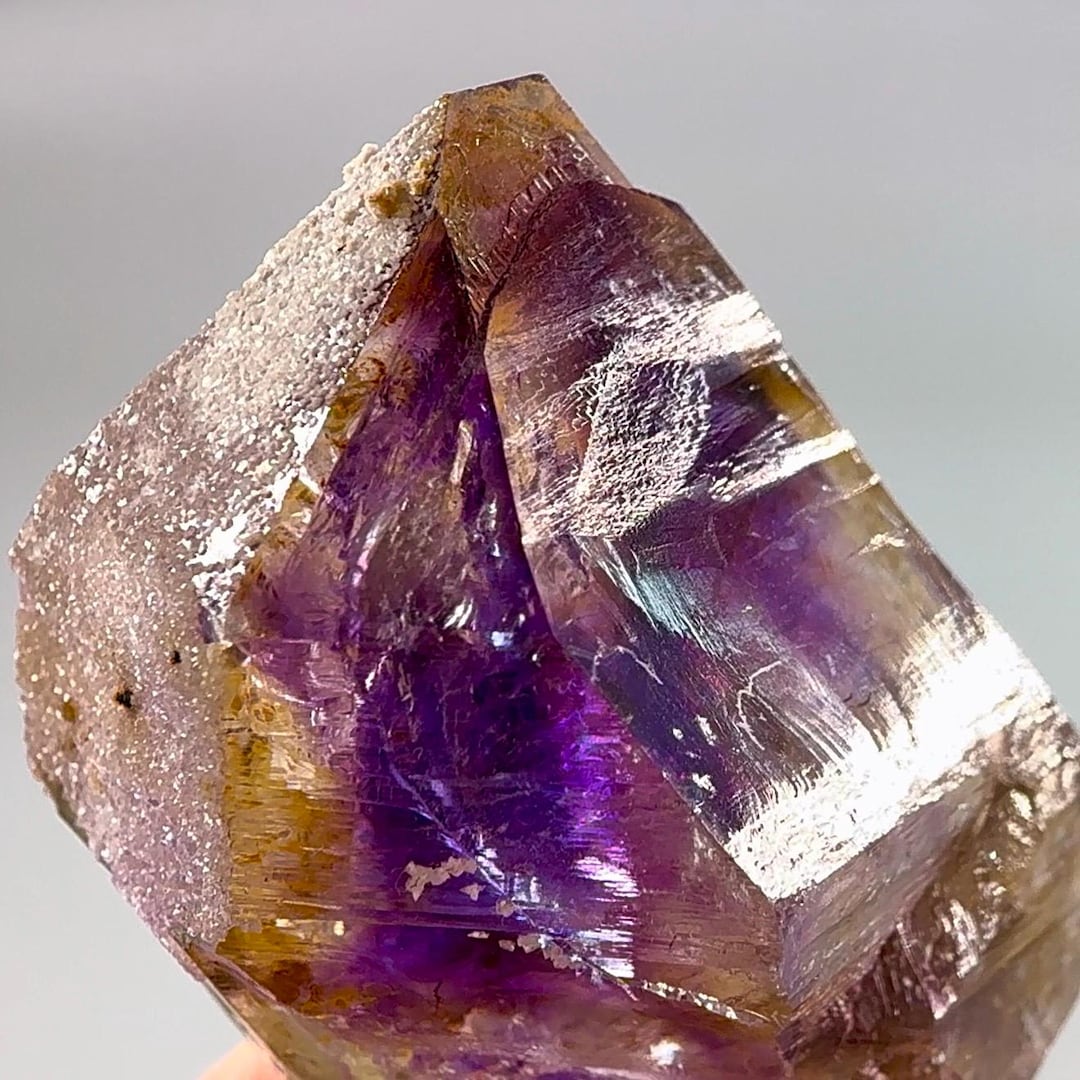 Large Moving Bubble Rare Museum Grade Golden Healer Rainbow Brandberg ...