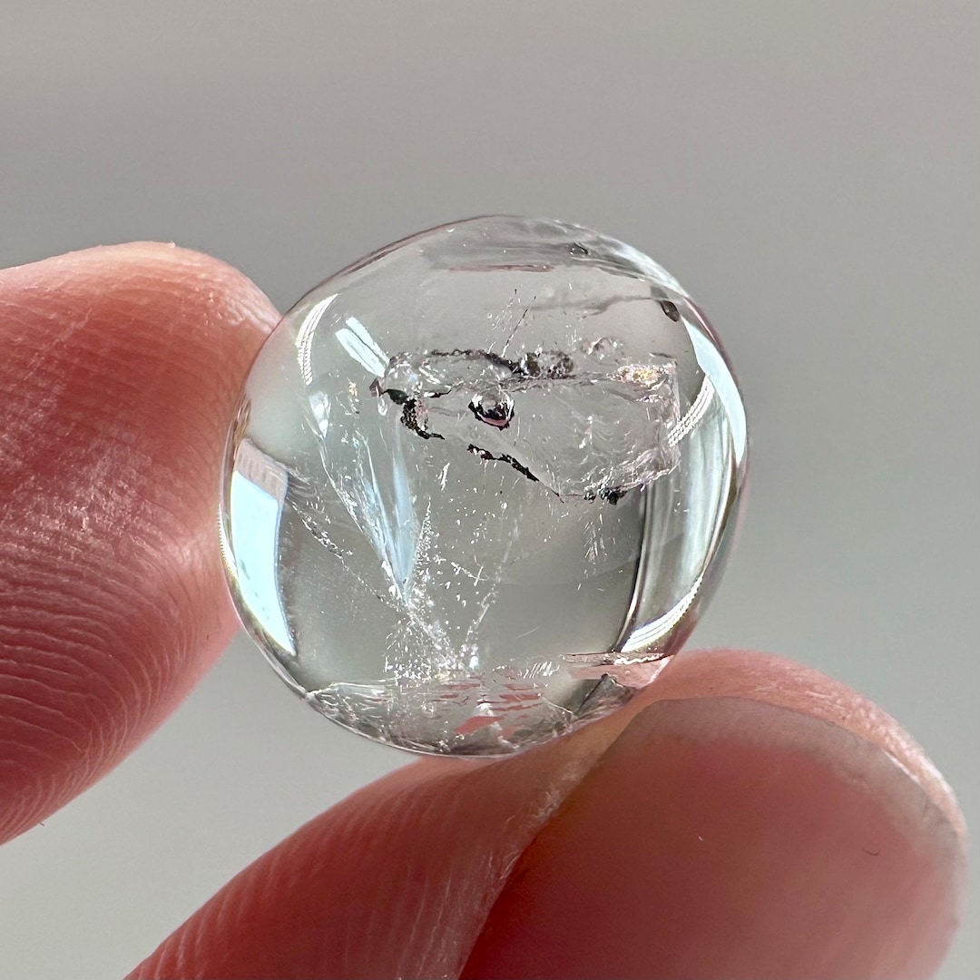 Stunning High Grade Enhydro Quartz Cabochon W/ Very Mobile Moving ...