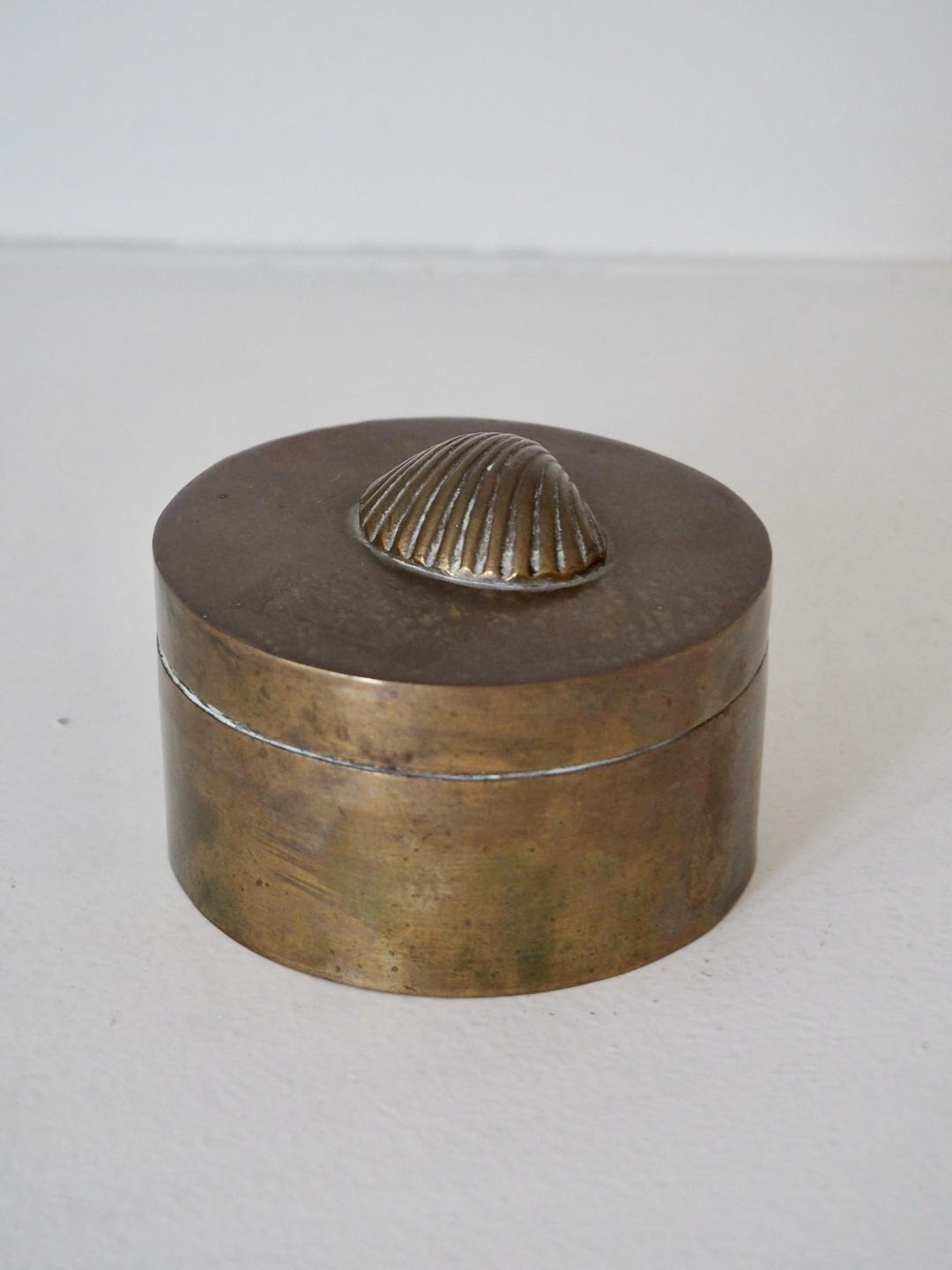 Vintage Brass Trinket Box: Shell Relief, Coastal Decor (4" X 2") - Etsy