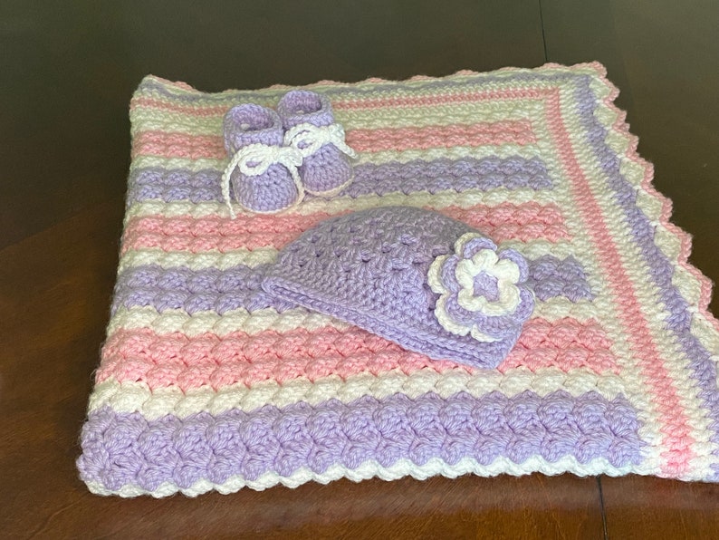 Crochet Baby Girl Blanket With Matching Booties and Hat Set, Newborn ...