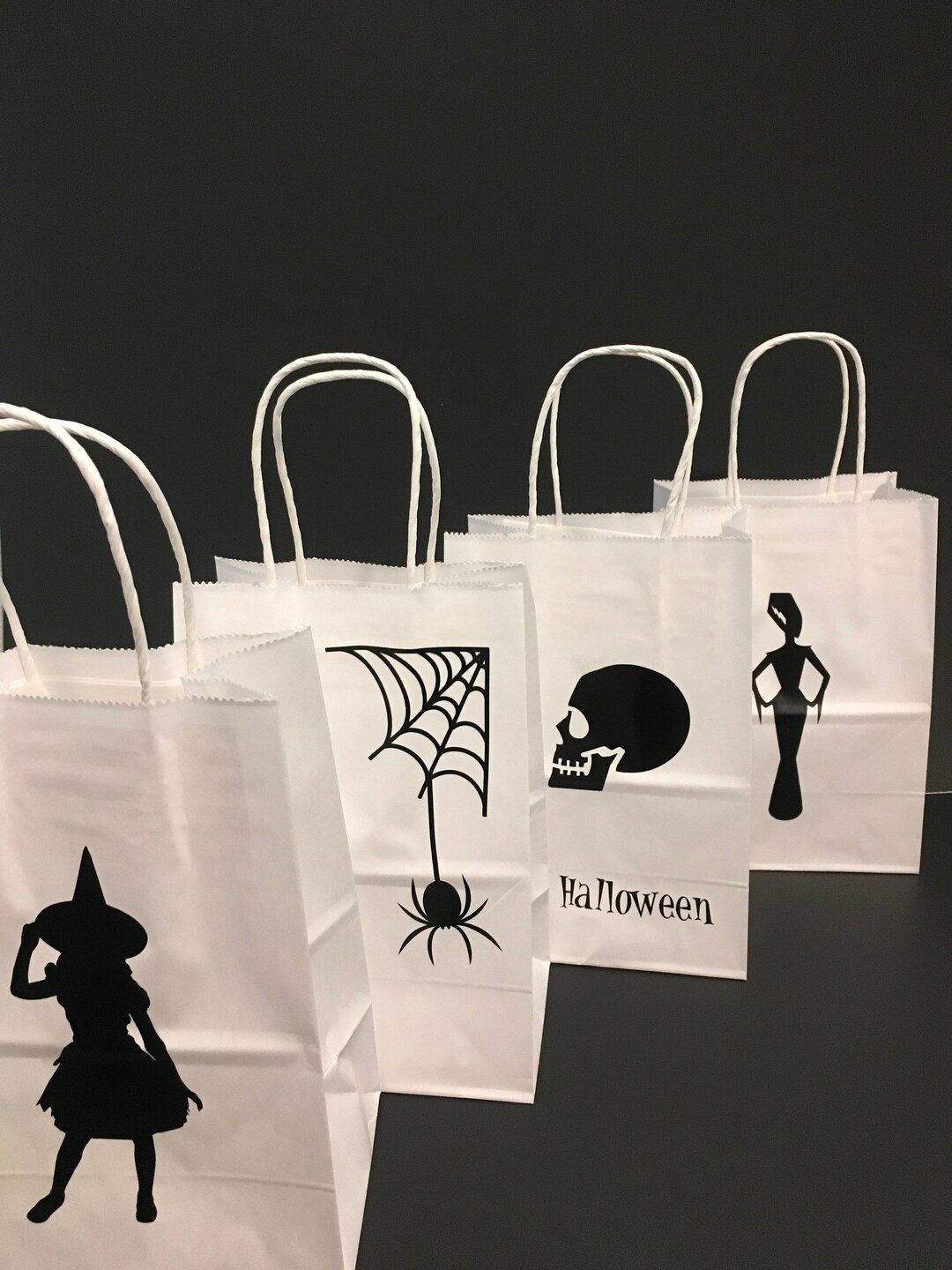 Halloween Paper Gift Bags, Halloween Trick or Treat Bags, Halloween ...