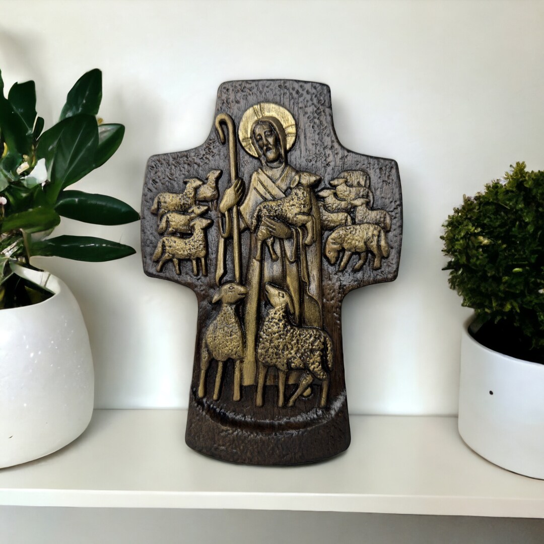 Jesus Crucifix, Jesus the Good Shepherd, Cross in Oak Wood - Etsy