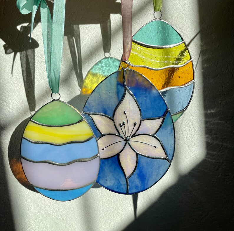 Stained Glass Easter Egg Suncatcher - Etsy