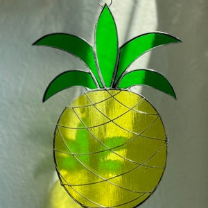 Glass Pineapple Suncatcher, Stained Glass Pineapple, Tropical Decor, Housewarming Gift - Etsy
