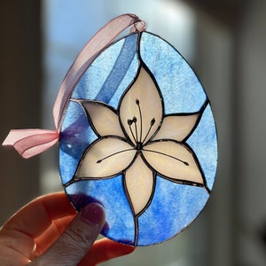 Stained Glass Easter Egg Suncatcher, Stained Glass Easter Lily ...