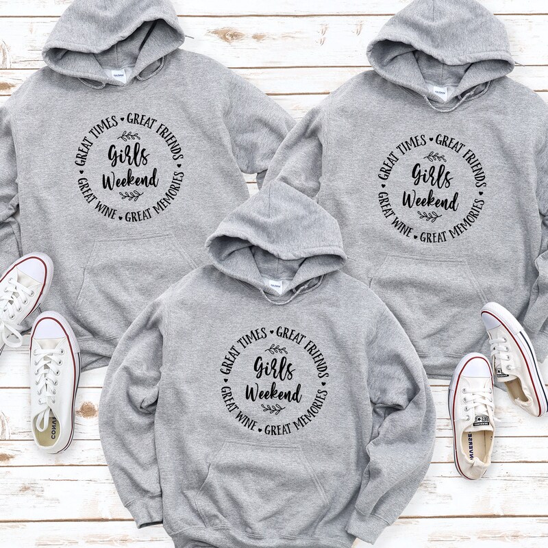 Girls Weekend Gift - 60+ Gift Ideas for 2024