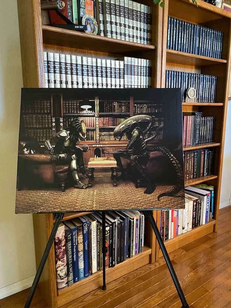 Alien Vs. Predator Playing Chess Canvas Print - Etsy