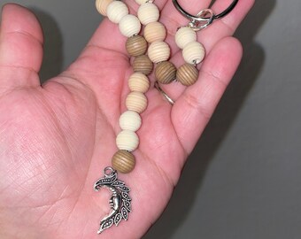 Handmade Chainmaille Beaded Sun/ Moon Keychain - Etsy