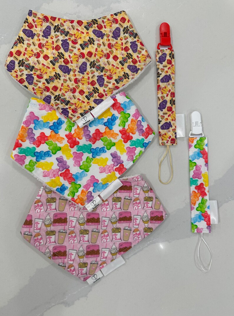 Bibs & Paci Clips Mcdonald's, Gummy Bears Scarf Bib and Pacifier Clip ...