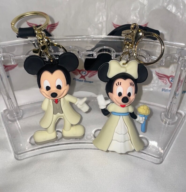 Character Keychain(mini and Mickey Wedding) - Etsy