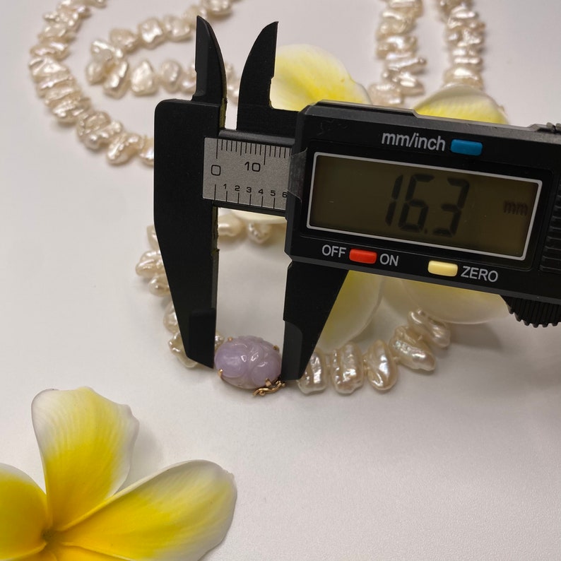Carved Lavender Jade 14K Yellow Gold Clasp Baroque Freshwater Pearl ...