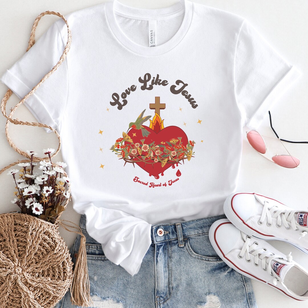 Catholics Unique Gifts, Sacred Heart of Jesus Tee, Love Like Jesus ...