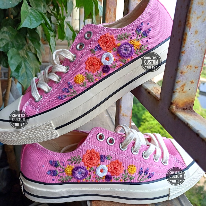 Floral Converse - Etsy