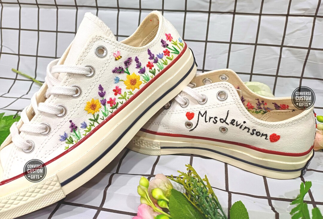 Floral Embroidery Design on Converse Chuck 70 Low-top/ Custom ...