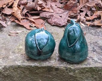 Rock Salt and Pepper Shakers - Etsy